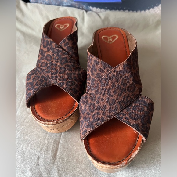Madeline | Shoes | Preloved Madeline Animal Print Wedges | Poshmark